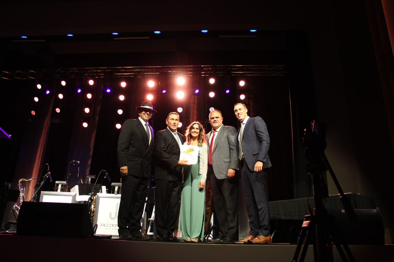 Sioux Falls 41st Receives Community Impact Award - Pizza Ranch Franchise